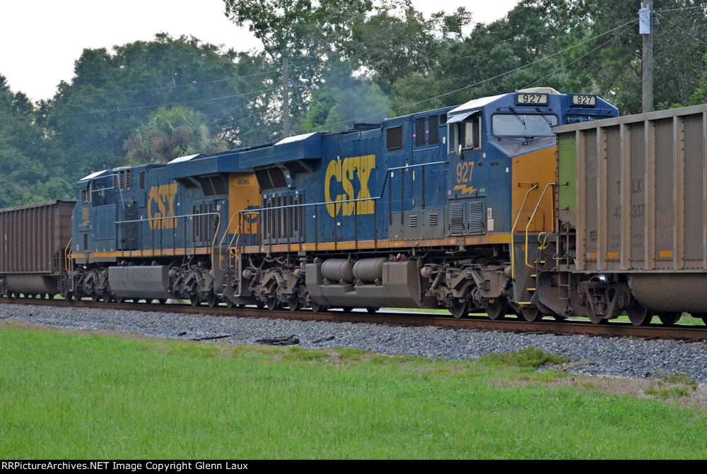 CSX 927 and 896 as mid train helpers